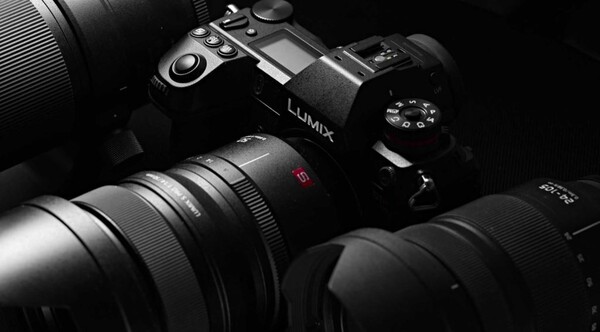 Panasonic Lumix S1R Mark II: 61MP 센서와 8K 비디오 녹화 기능 추가